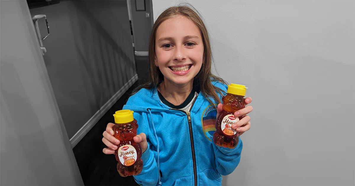 Sarah Singer’s Bat Mitzvah Honey Drive to Feed the Needy at Masbia